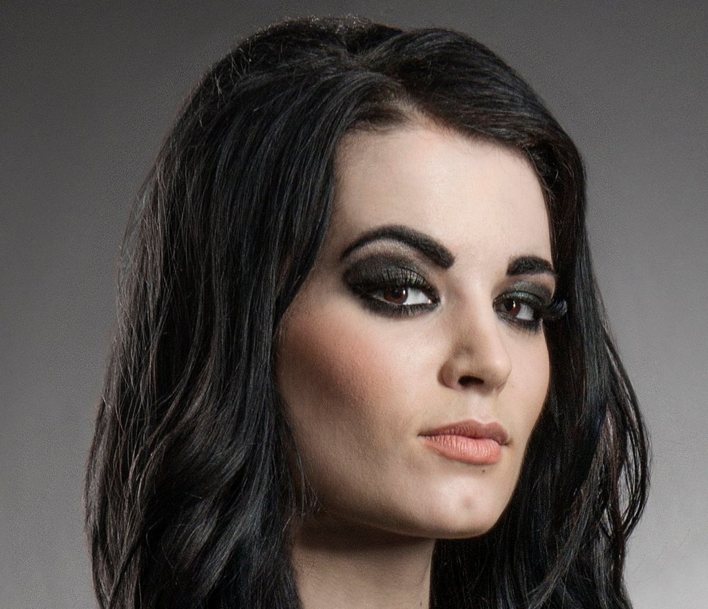 Paige Gets New Tattoo; Cody Presents Bullet Club At G1 Special (Video)