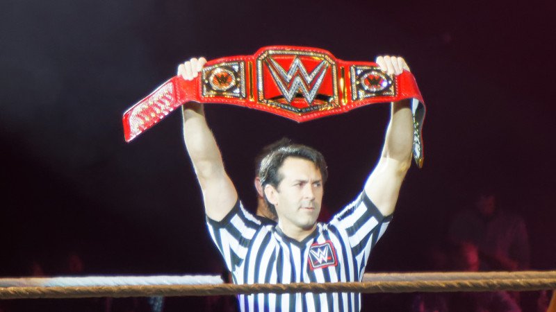 Watch The Very First Universal Championship Match In Its Entirety ...