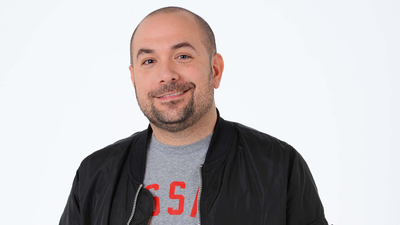 Peter Rosenberg Wins The WWE 24/7 Championship At WWE Royal Rumble