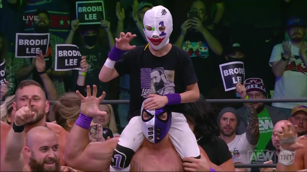 -1 And Amanda Huber Help Dark Order Get Back Together, Win 16-Man Tag ...