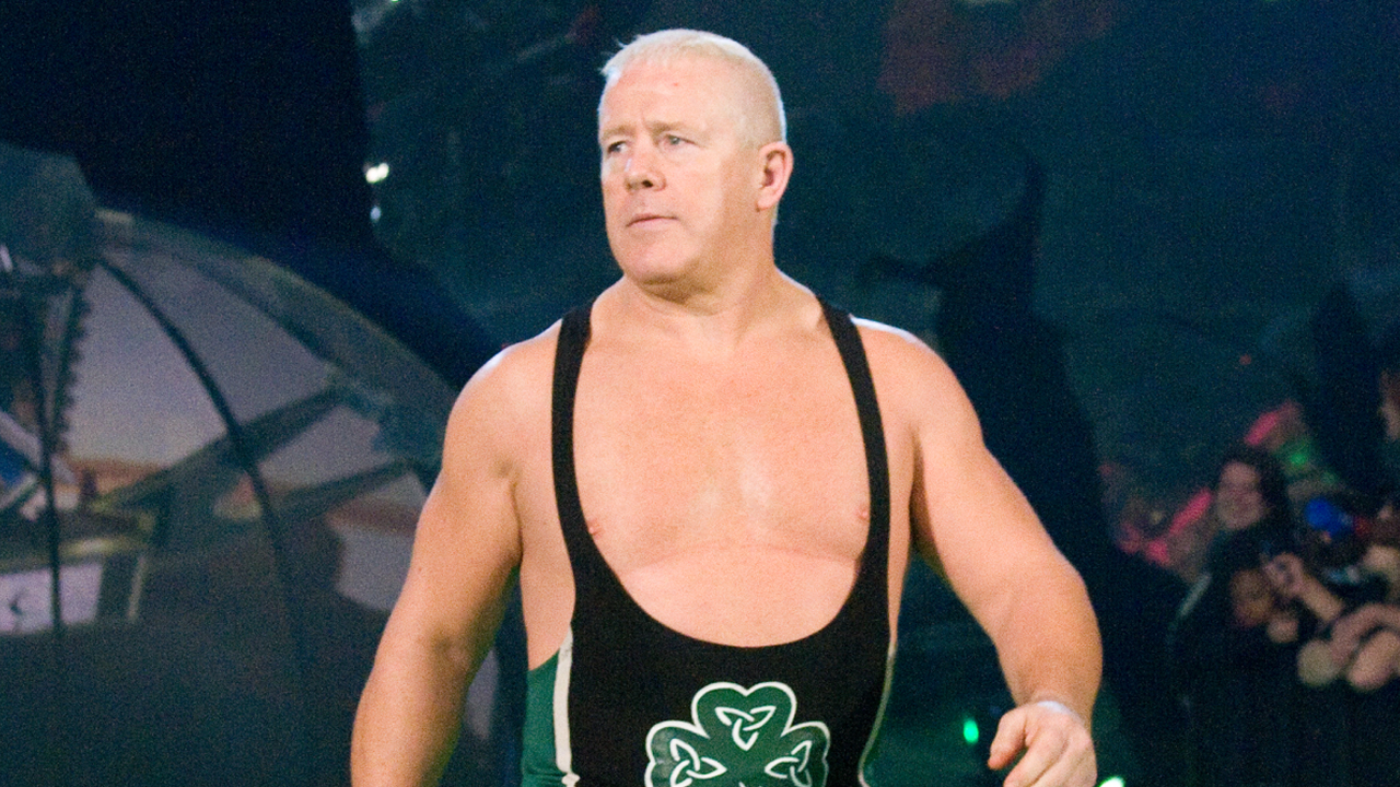 WWE's Fit Finlay Fires Back At David Finlay After ‘Greatest ...