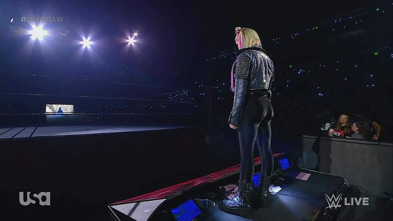 Roman Reigns - WWE Payback Stat, Alexa Bliss' First Photoshoot as ...