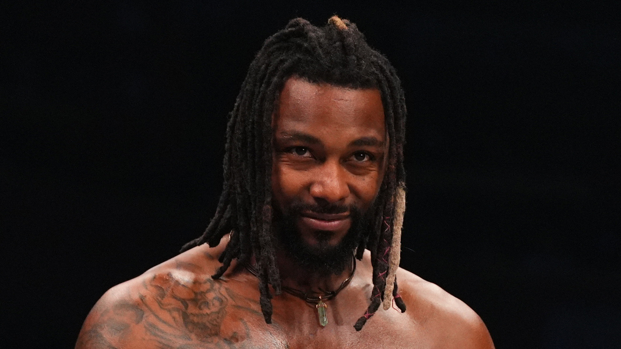 Swerve Strickland Explains What's Weighing On His Shoulders Ahead Of ...