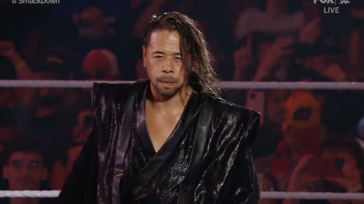 James Ellsworth Backstage At SmackDown 1000 (Video); Shinsuke Nakamura ...