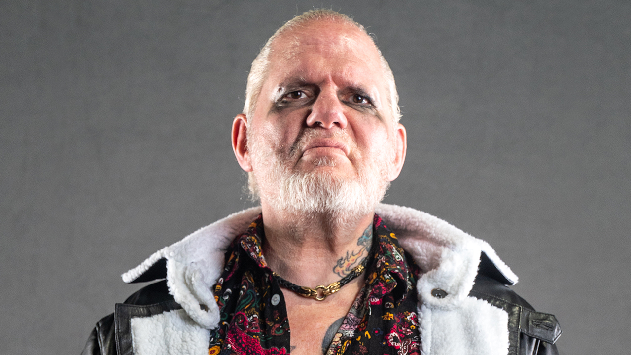 Raven Diagnosed With Early-Onset Parkinson's Disease