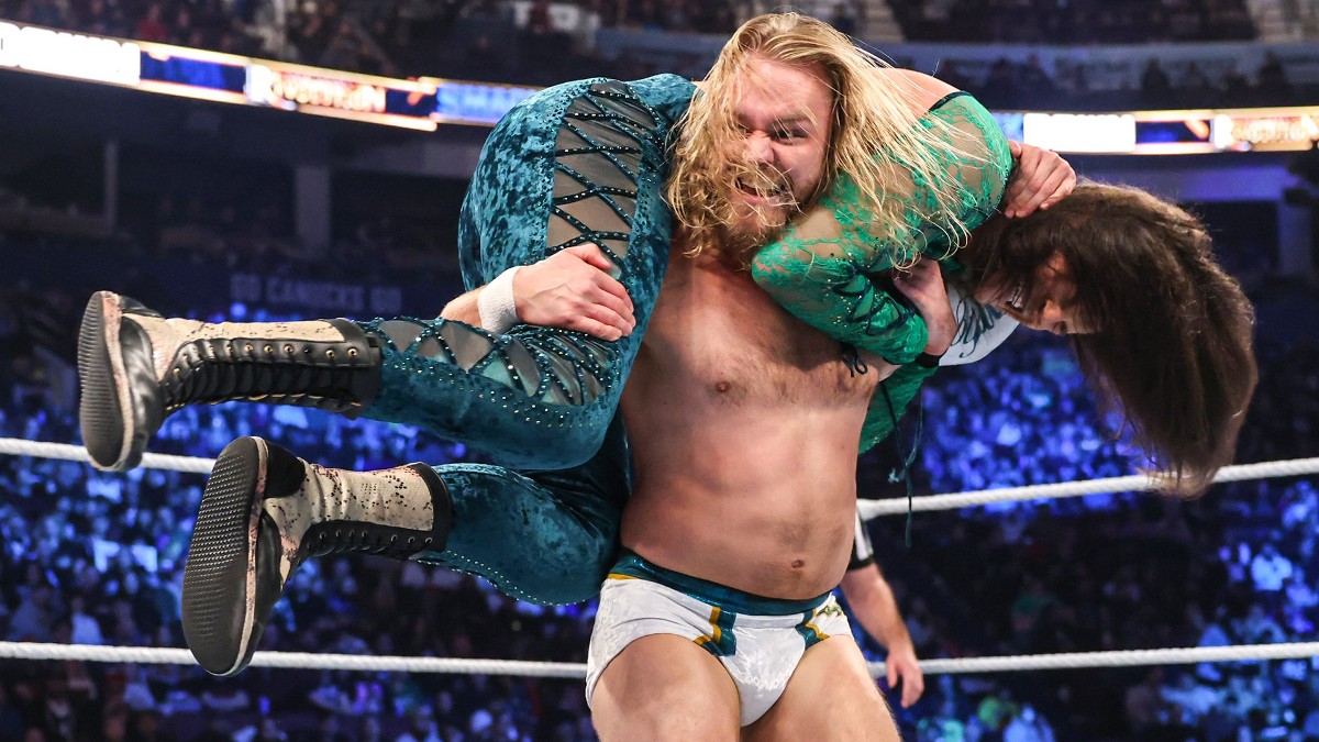 Report: Tyler Bate Cleared To Return, Expected Back On WWE RAW Soon