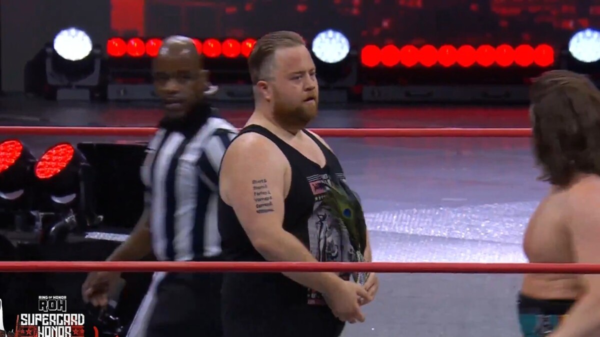 Paul Walter Hauser Helps Dalton Castle Beat Johnny TV At ROH Supercard ...
