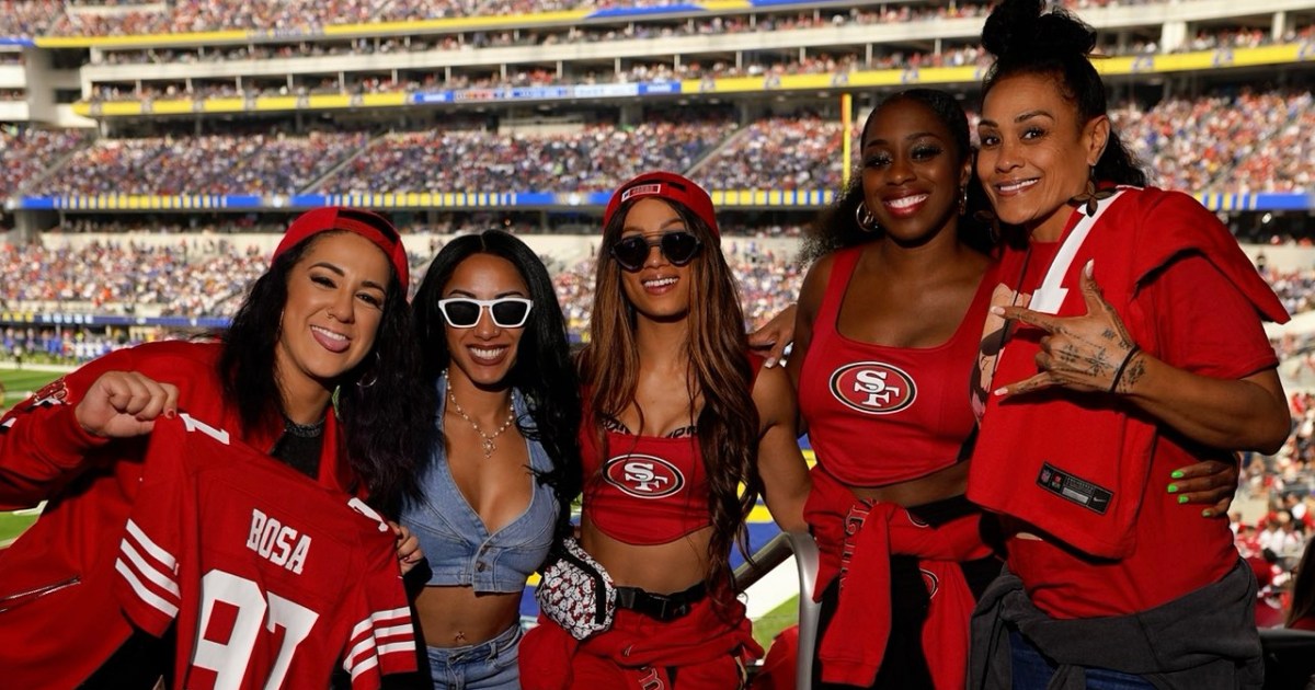 Team BAD Reunites With Bayley And Leila Grey At San Francisco 49ers ...