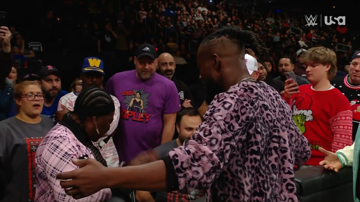 Kofi Kingston's Mom Refuses To Hug Him On WWE RAW