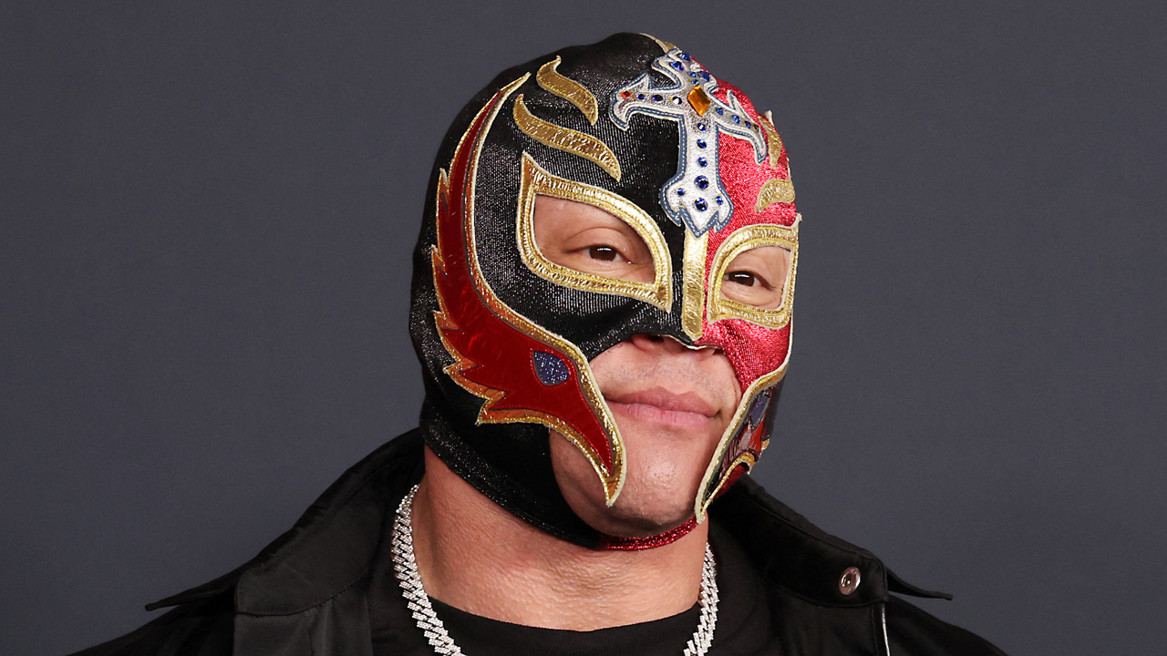 Rey Mysterio Explains Why He Thought He’d Wrestle Without His Mask in ...
