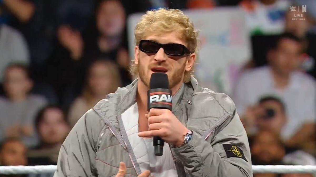 Logan Paul Debuts New Finisher On WWE RAW - Wrestlezone
