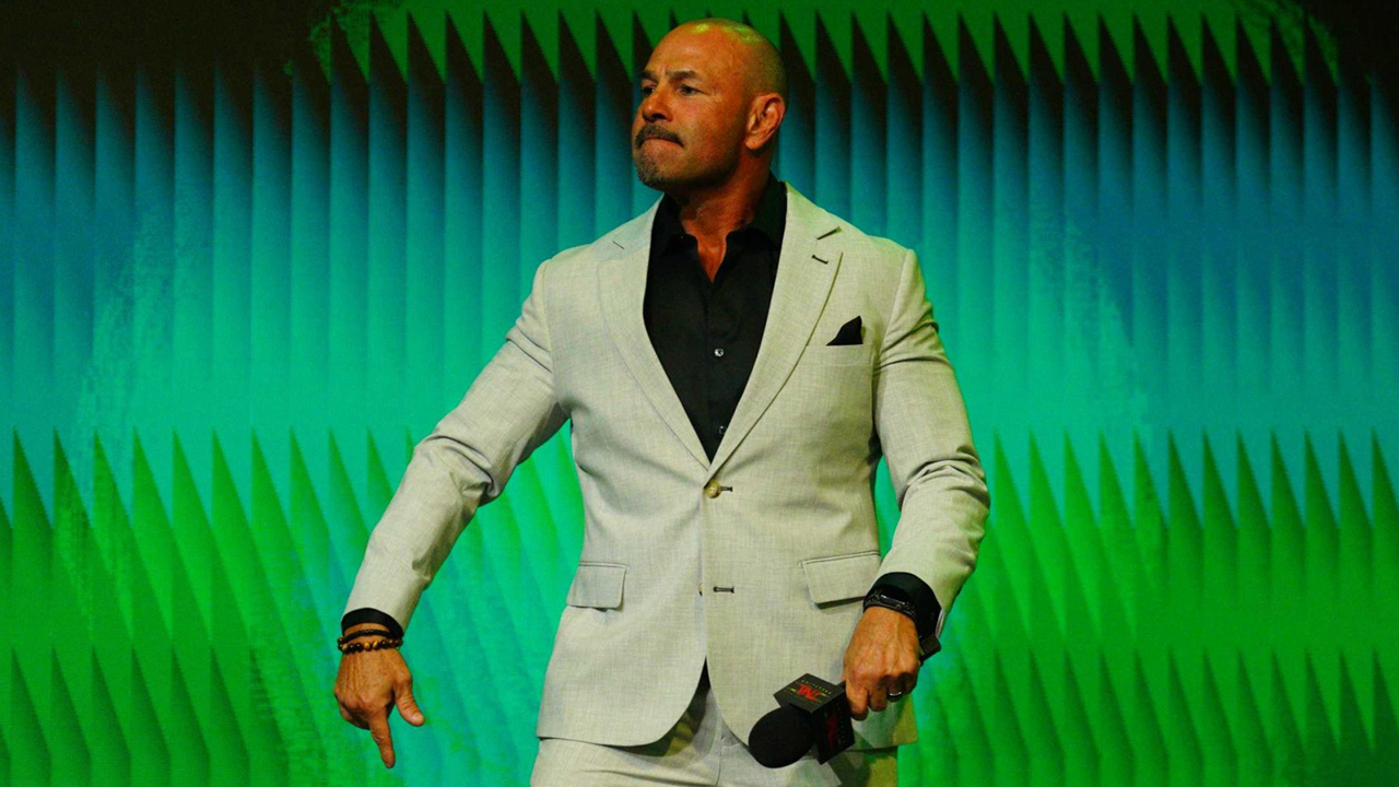 Chavo Guerrero Confirms Re-Signing With WWE - Wrestlezone