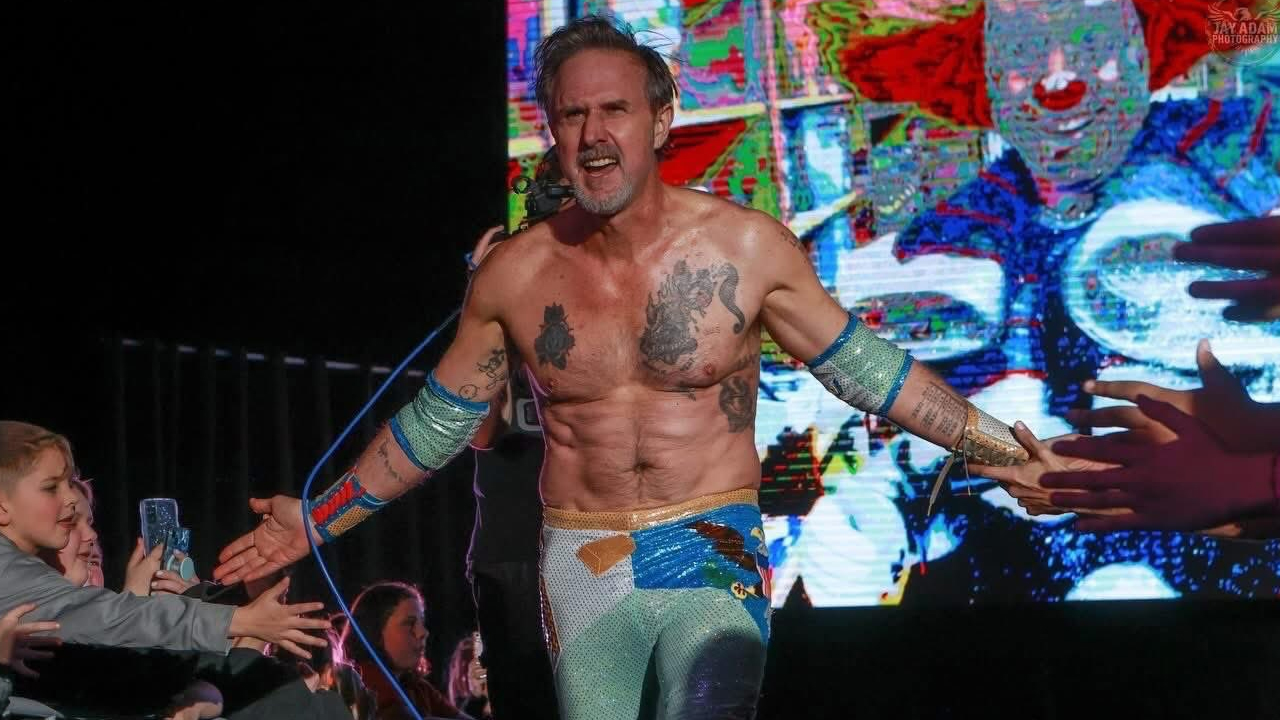 David Arquette Makes Surprise In-Ring Return - Wrestlezone