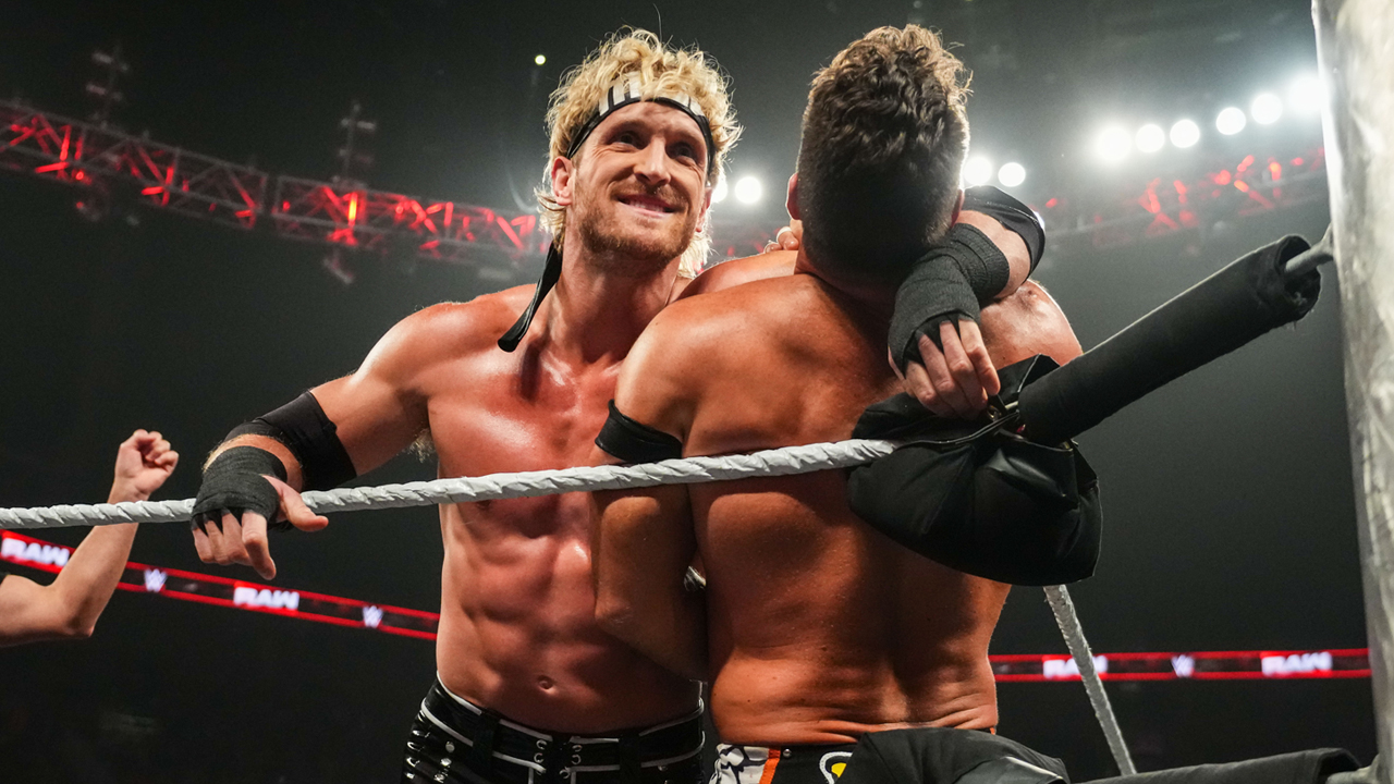 Logan Paul Signs Long-Term WWE Contract - Wrestlezone