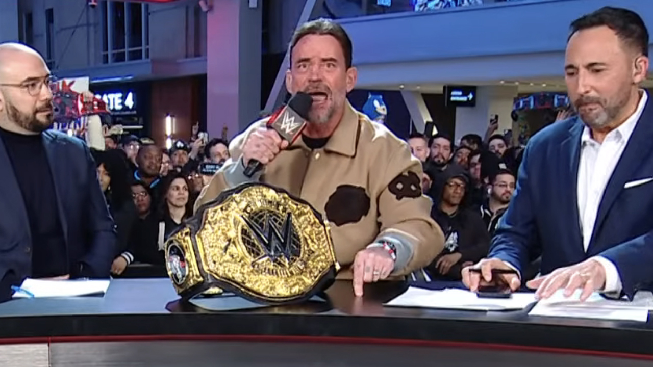 CM Punk Shows Off Black Eye and Bruised Face After WWE Elimination ...
