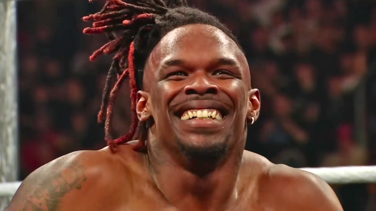 21-Year-Old Je’Von Evans Main-Events WWE RAW, Qualifies For Elimination ...