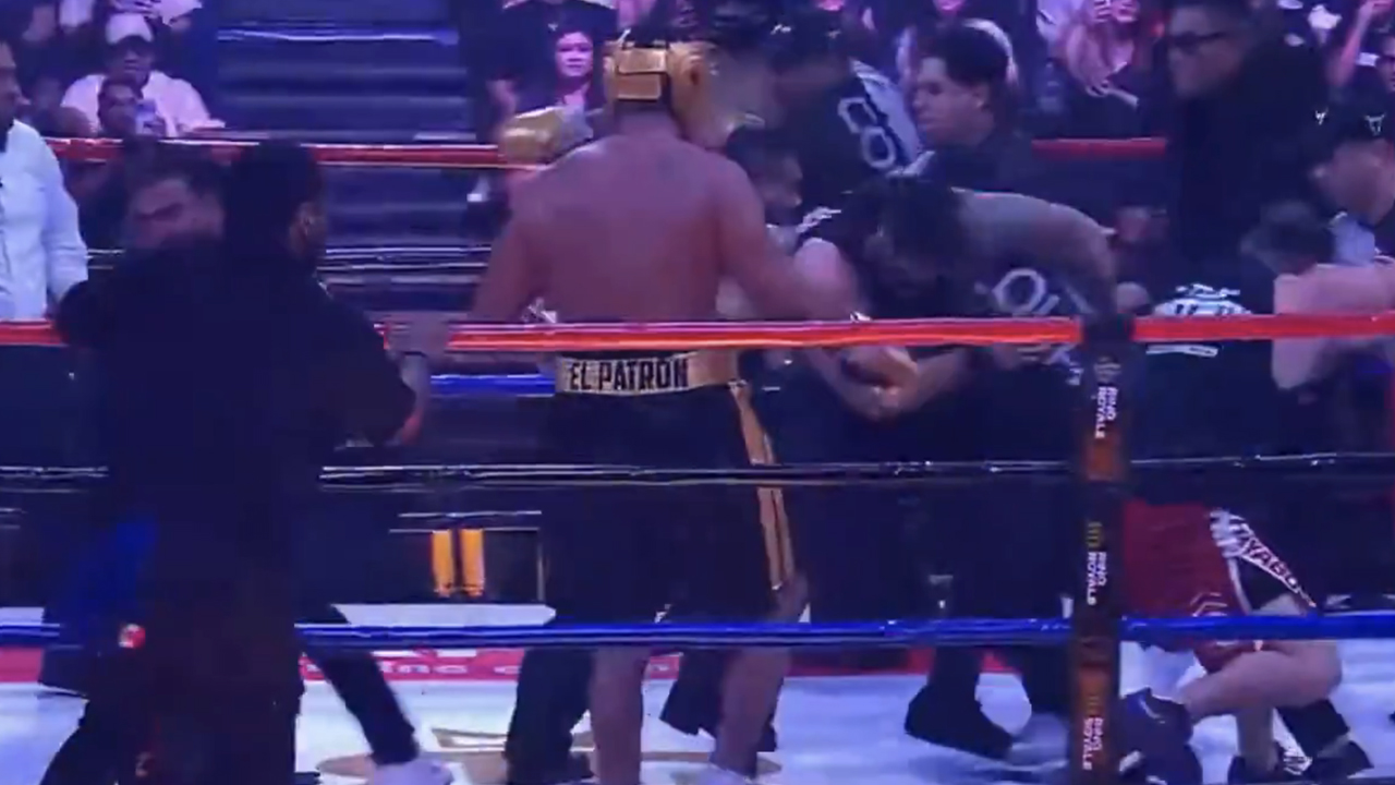 Alberto Del Rio Boxing Match Erupts Into Full-Blown Brawl - Wrestlezone