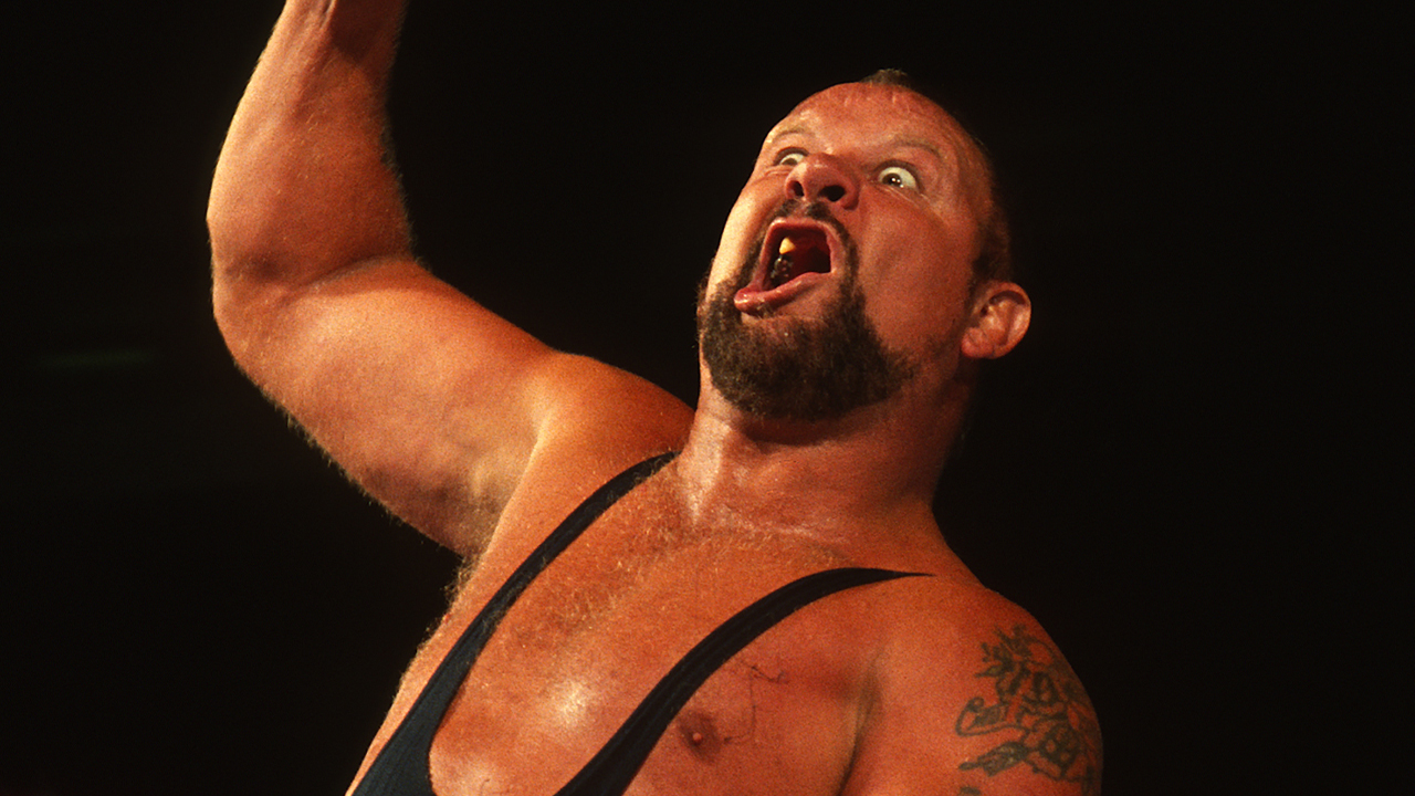 WWE Hall of Famer Bushwhacker Luke Gives Stinkface At Wrestling Event