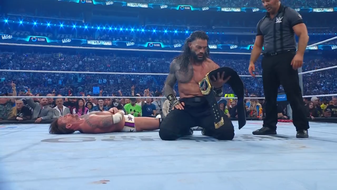 Roman Reigns Wins WWE World Championship From CM Punk at WrestleMania ...