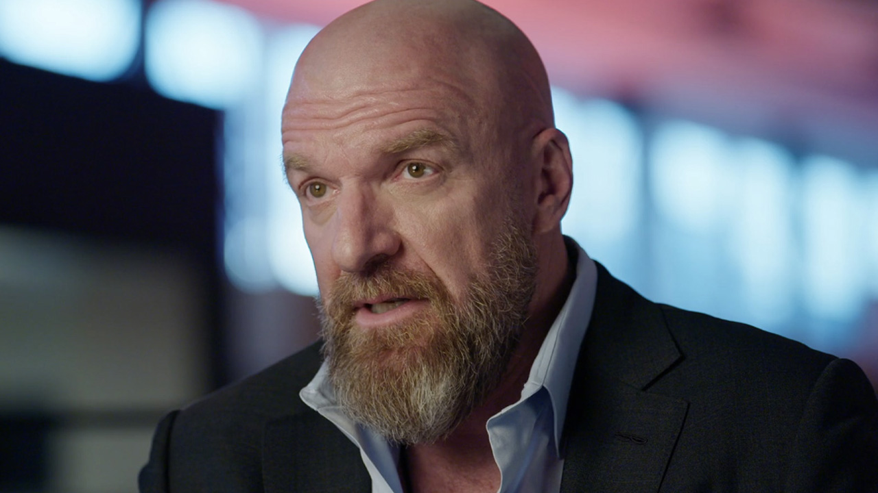 Triple H Told WWE Star To Avoid Social Media After RAW Debut