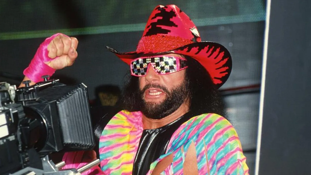 ‘Macho Man’ Randy Savage Announces Divorce During Awkward Live TV ...