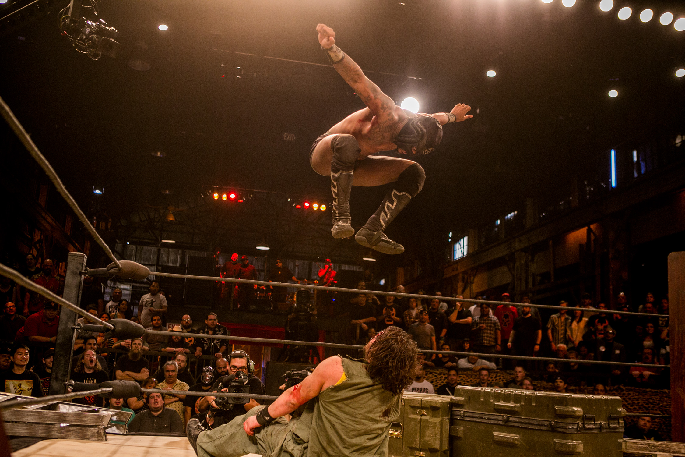 Exclusive Photos of Lucha Underground's First Ever "Weapons of Mass ...